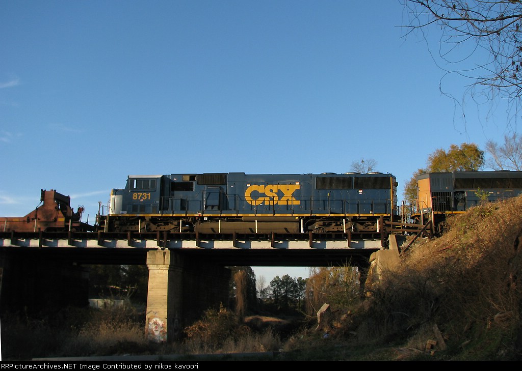 Trailing unit on Q194